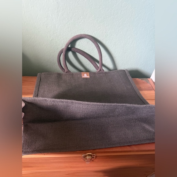 Emirates | Bags | Emirates First Class Dark Grey Large Jute Canvas Tote ...